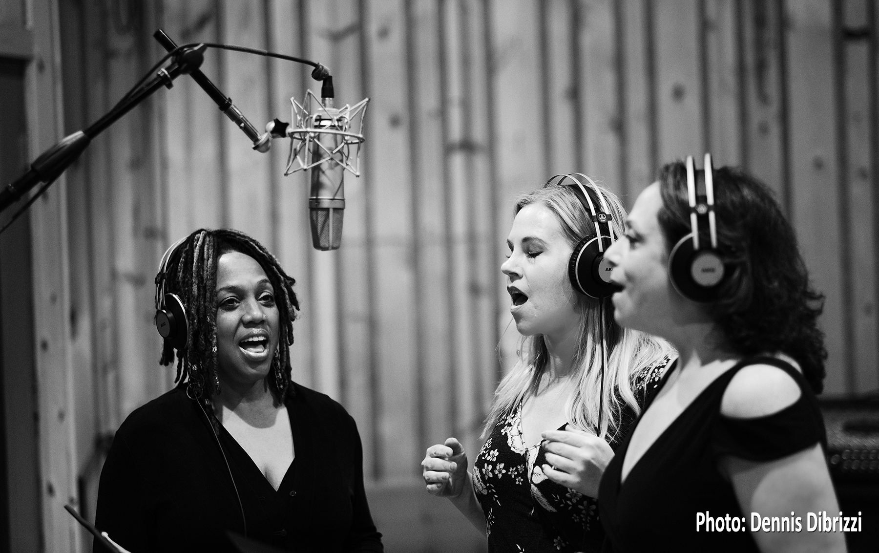 Photos/Videos – The Chiclettes